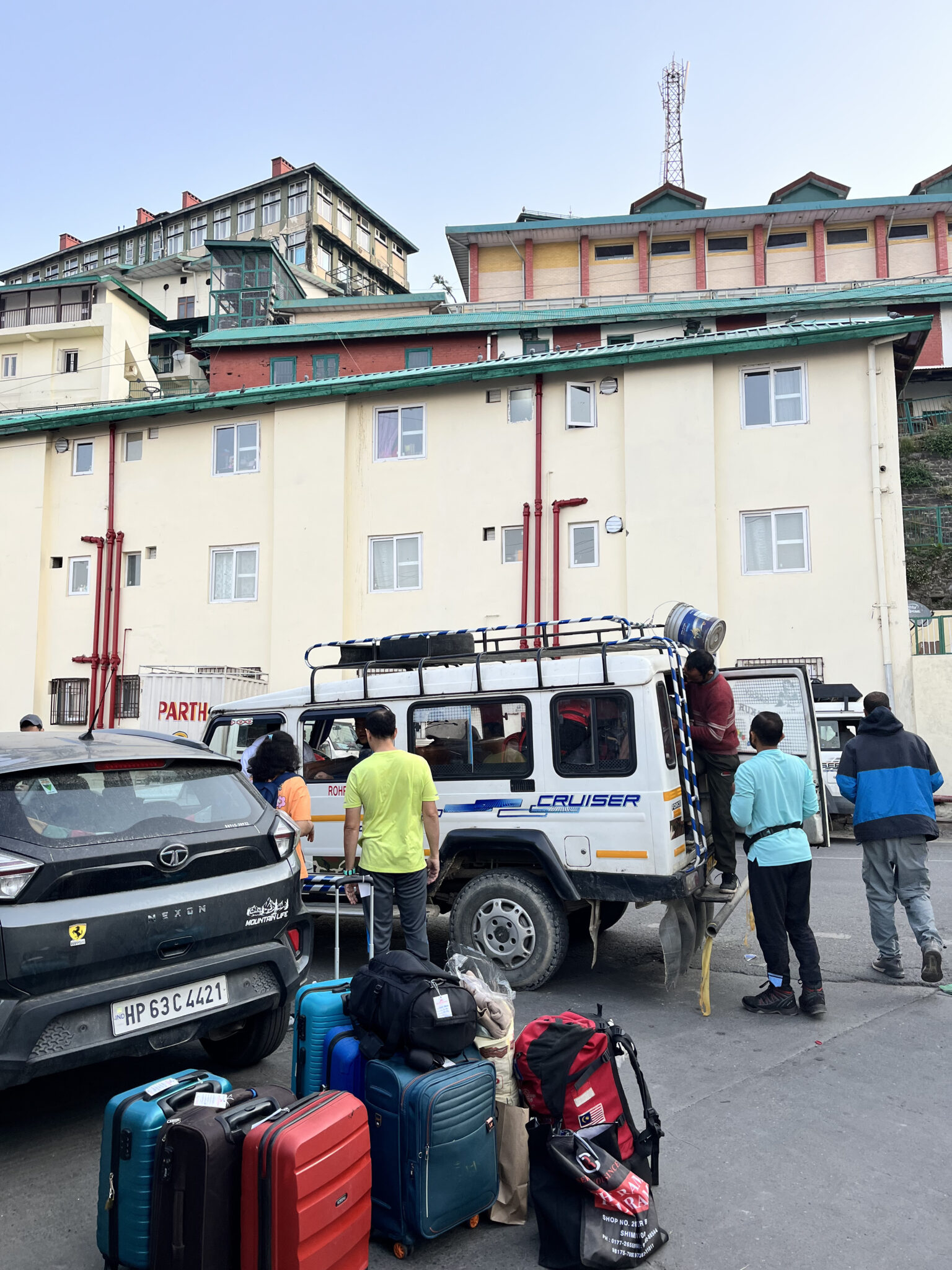 【ヒマラヤ登山】6泊7日のBuran Ghati Trekが最高すぎた！｜NOMAD LIFE